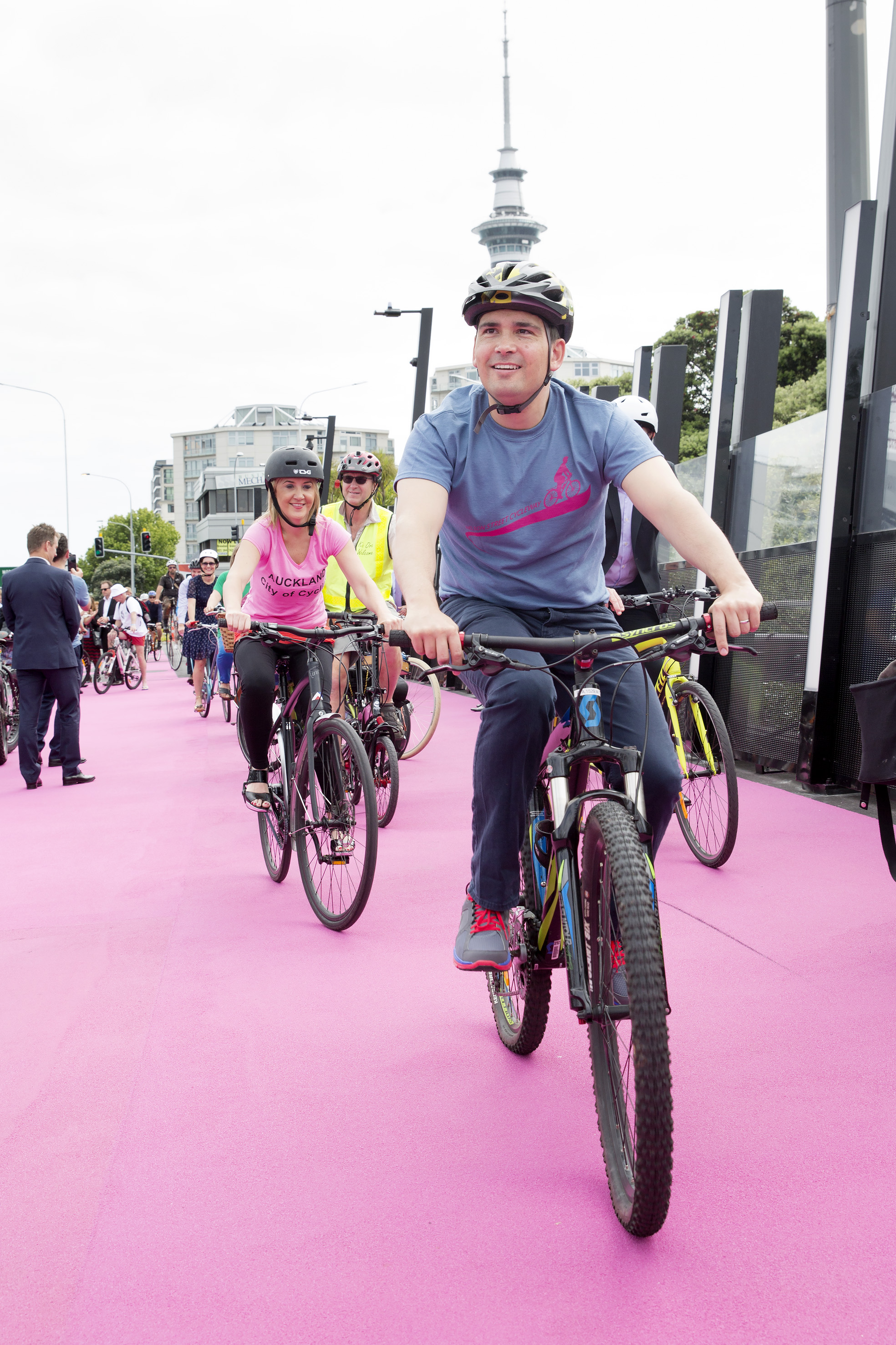 Auckland lights up with new pathway into the city - OurAuckland
