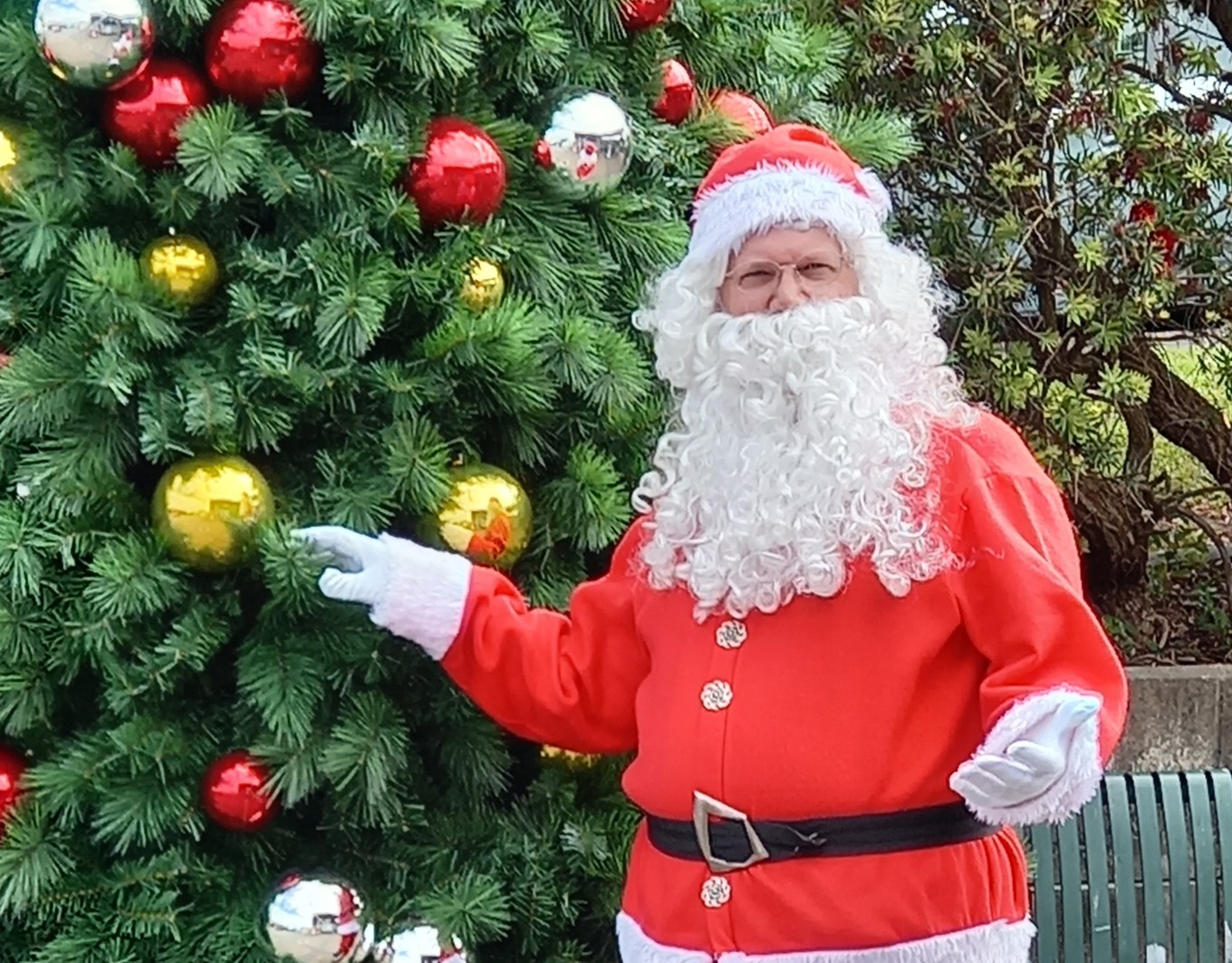 Santa Community sing-a-long - OurAuckland