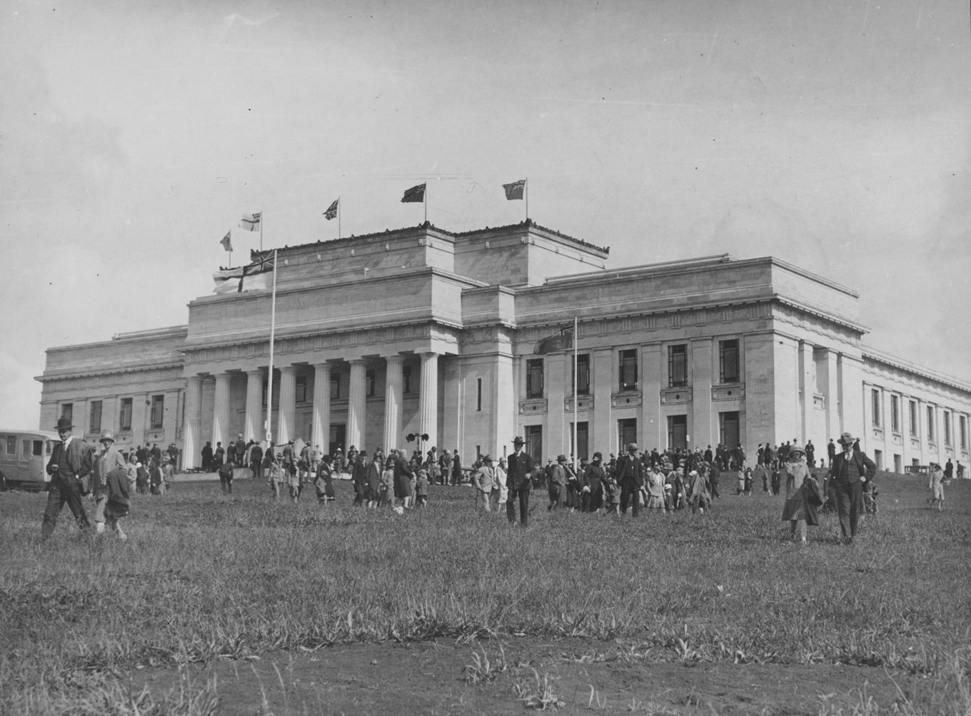 Time Walkers: Auckland Domain's Legacy of Sport, Play, and Place ...