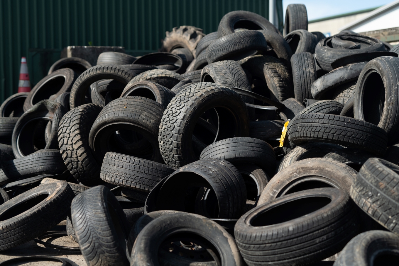 Free tyre recycling now offered at Waitākere transfer station - OurAuckland