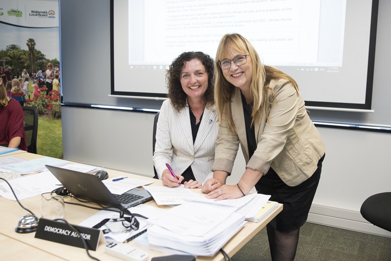 Denise Roche takes oath - OurAuckland