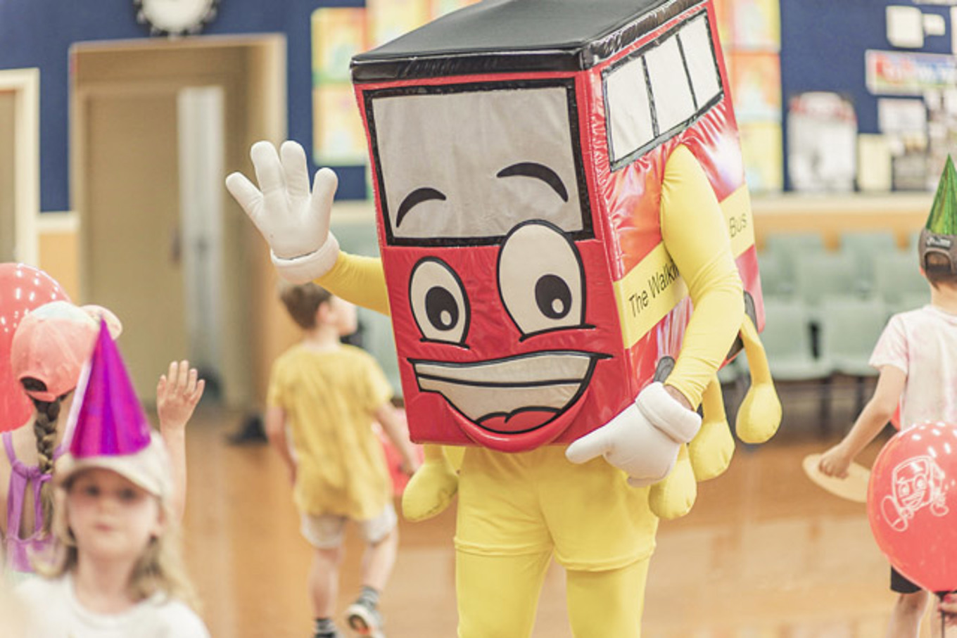 Auckland’s first walking school bus turns twenty - OurAuckland
