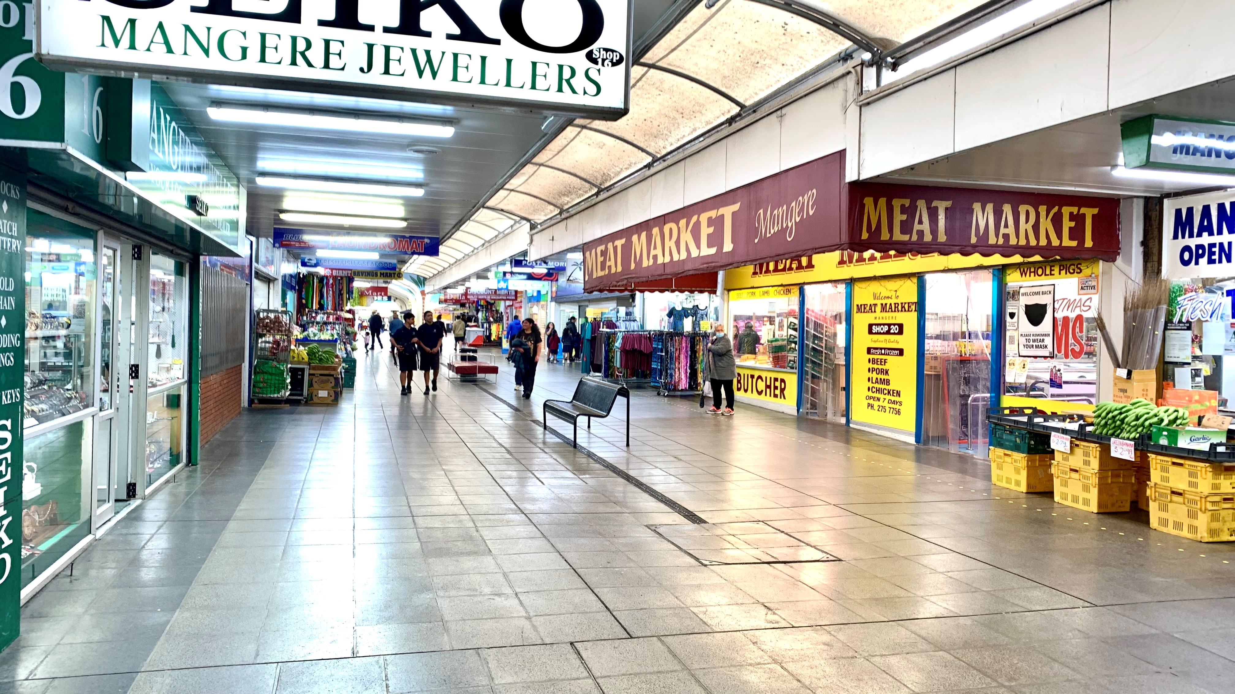 Funding support to bring cheer back to our town centres - OurAuckland